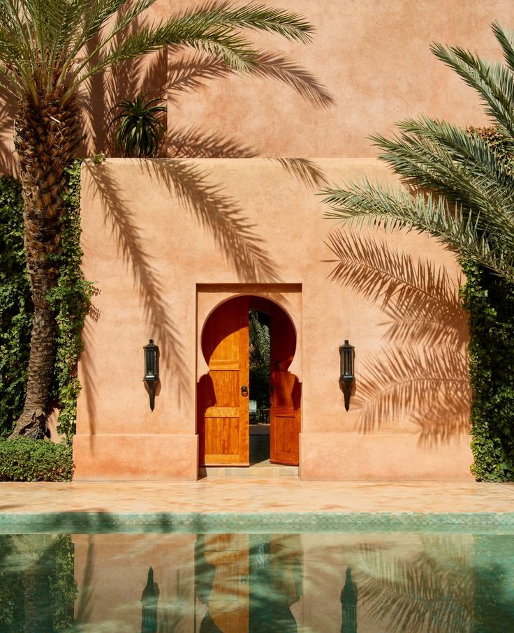 Guide Book – The French Concierge