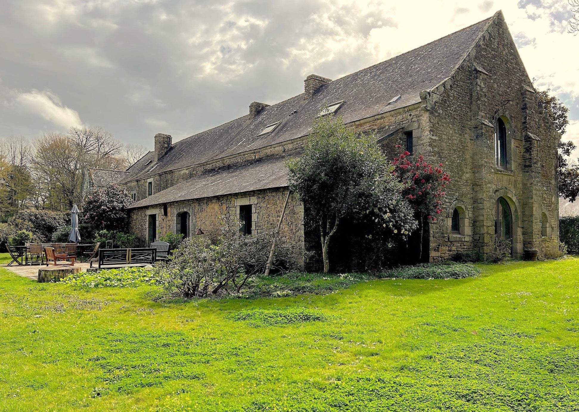 FRANCE – The French Concierge